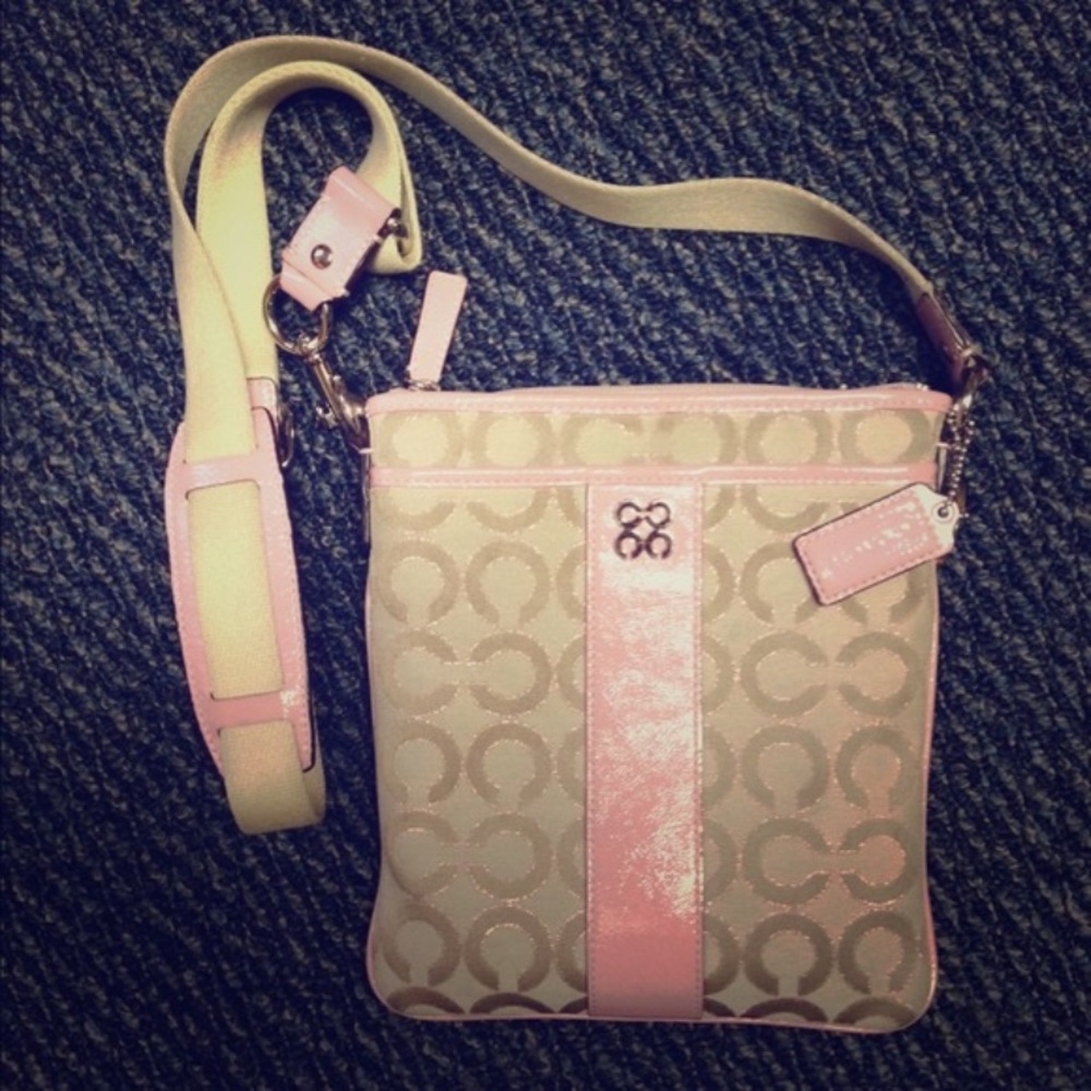 Coach Signature Swing Pack - Gem